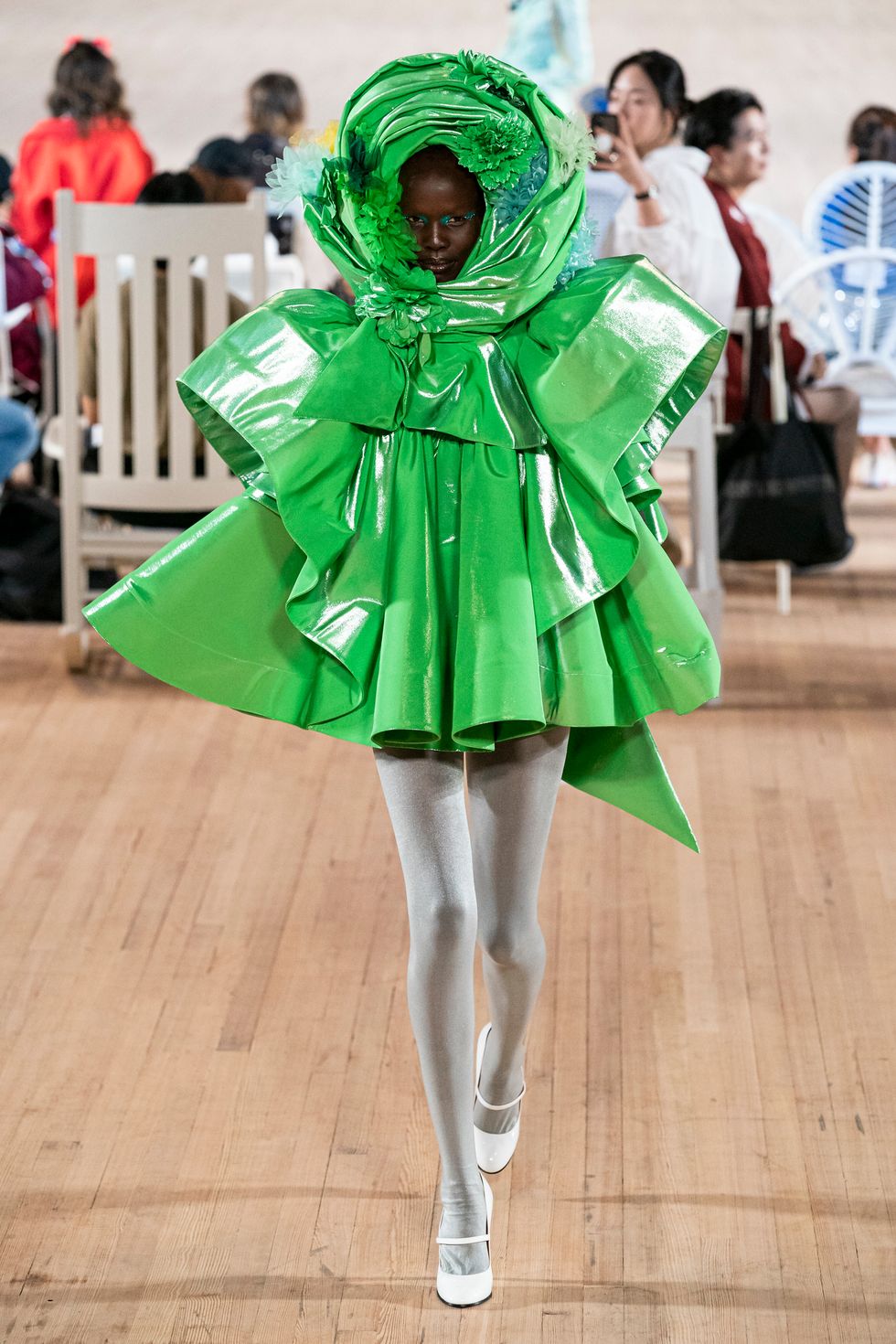Marc Jacobs Closed Out NYFW With Extravagant Runway Show - PAPER Magazine