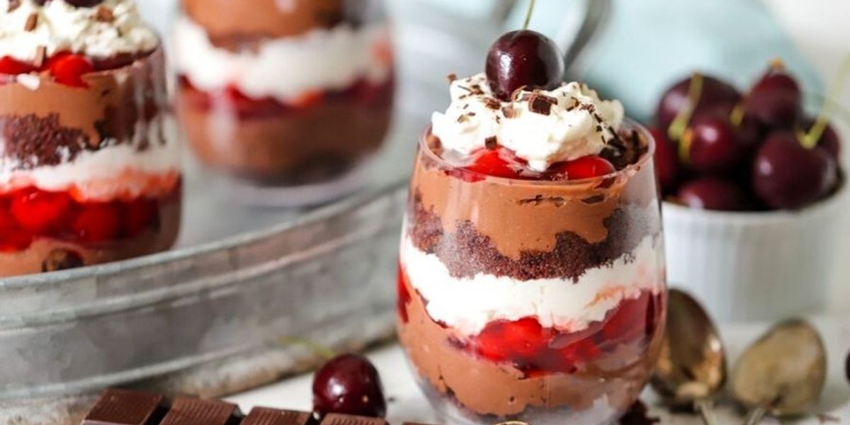 Easy Chocolate Cherry Trifle - Suburban Simplicity - My Recipe Magic