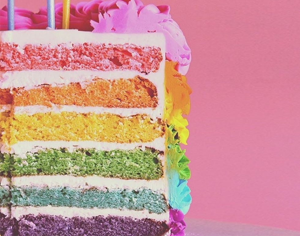 10 Cake-Filled Instagram Accounts to Torture Your Sweet Tooth - Brit + Co