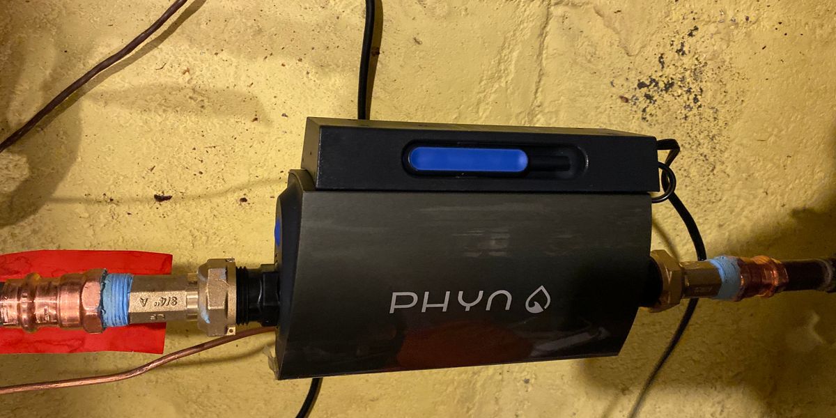 Phyn Plus Smart Water Assistant and Shutoff Review - Gearbrain