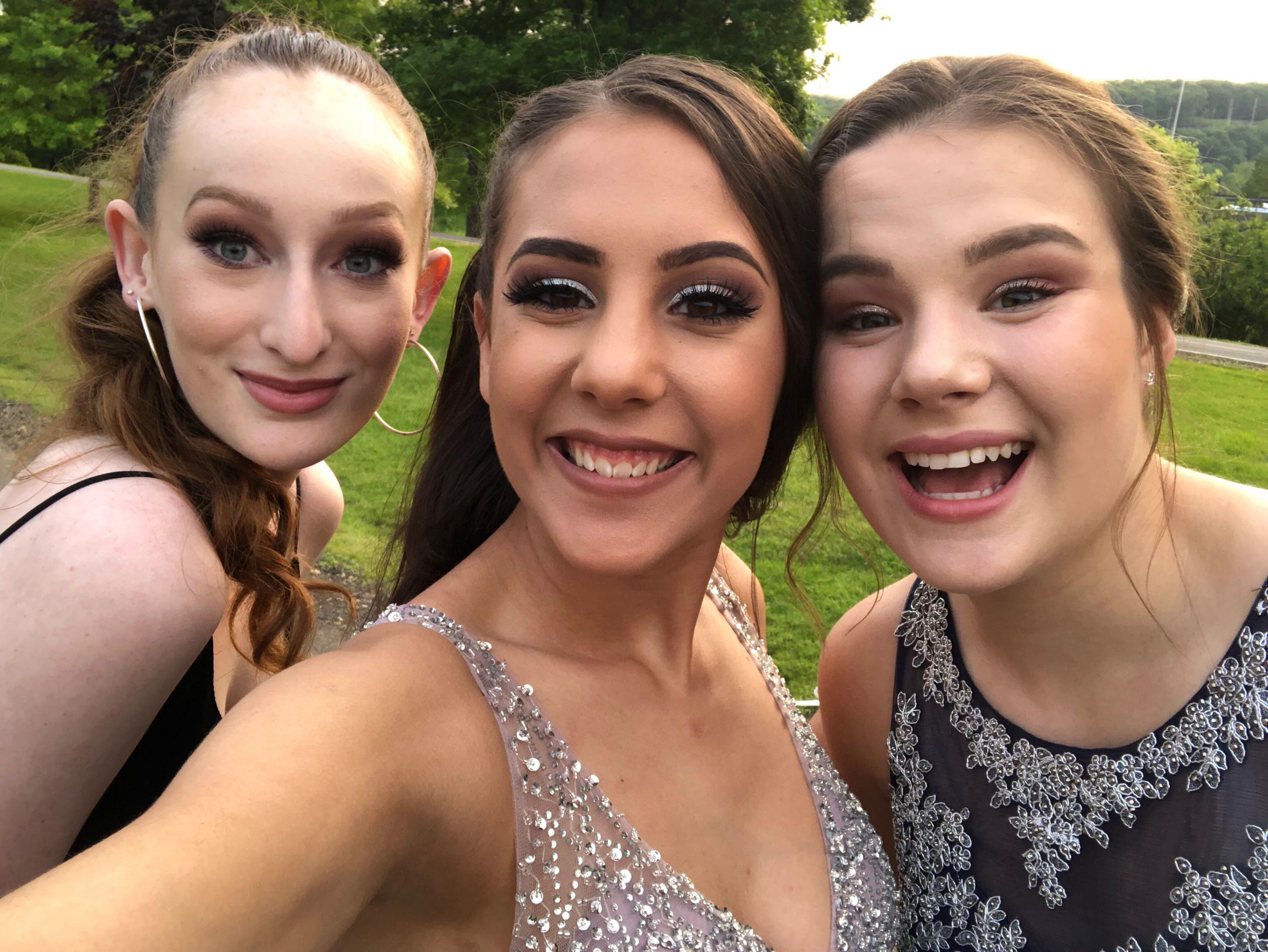 11 Strong Women Role Models To Look Up To