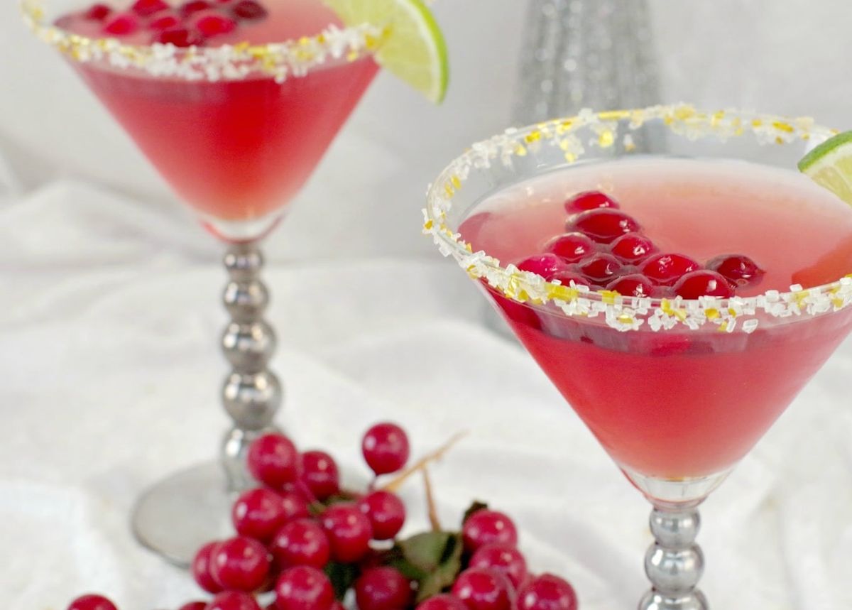 Cranberry Cosmo Mocktail | non alcoholic - Food Meanderings - My Recipe ...