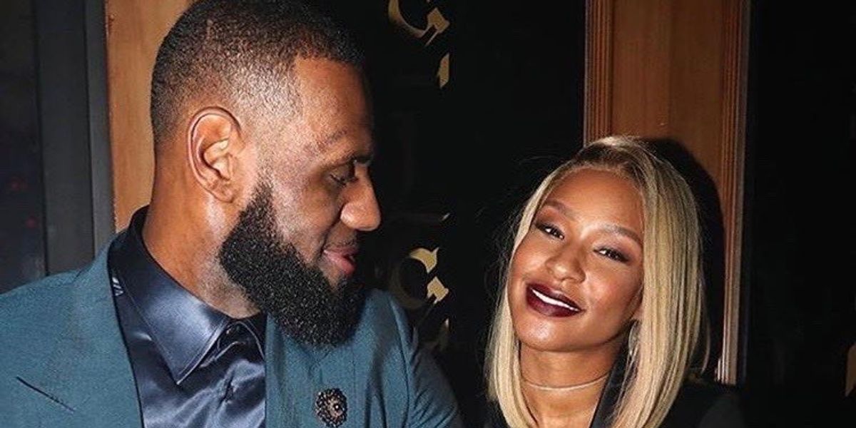 LeBron James Savannah James Relationship Timeline - xoNecole: Women's ... LeBron James Savannah James Relationship Timeline - xoNecole: Women's ...