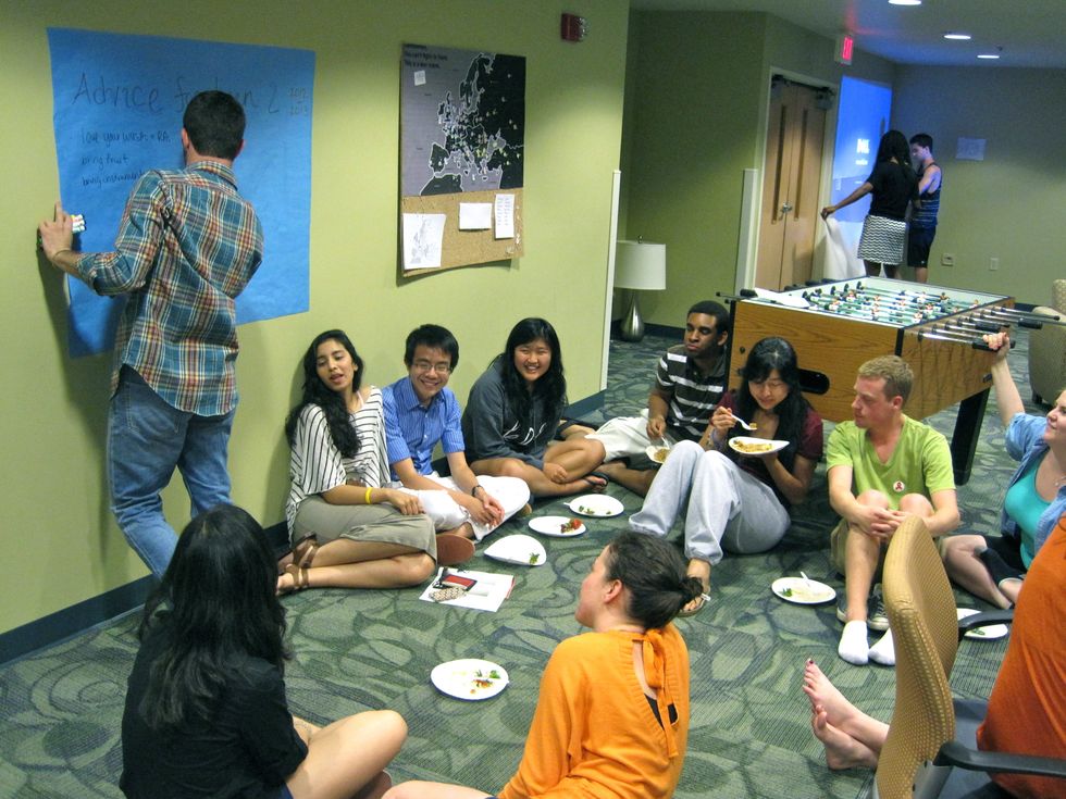 10 Giveaways You Are The RA On Your Dorm's Floor So Tragic You Can't ...