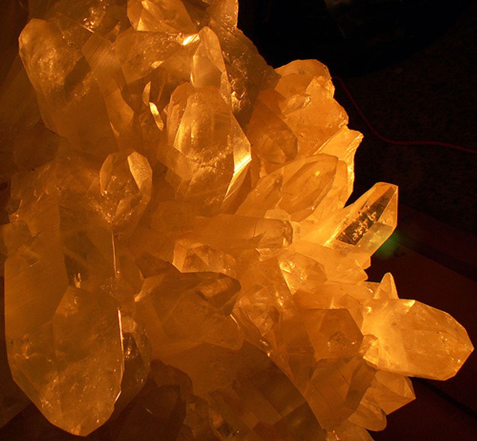 Scientists Identify Oldest Crystal On Earth — 4.4 Billion Years Old ...