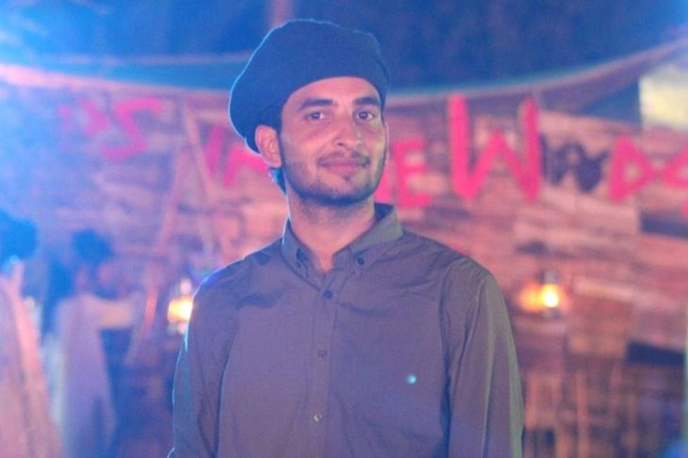 Dr. Usama Riaz gave everything he had to fight COVID-19. The world ...