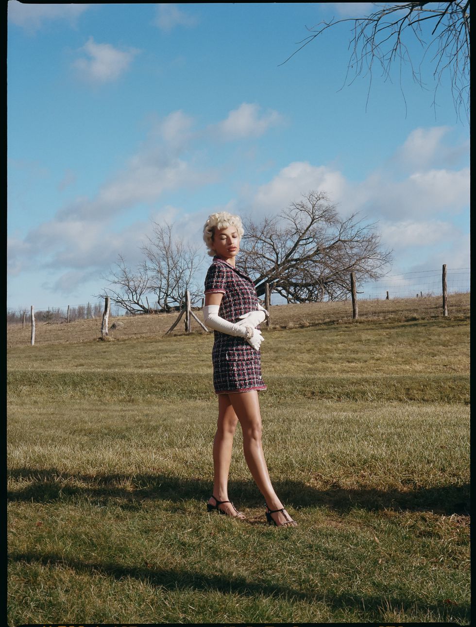 Model Ciarda Hall Takes Us to Upstate New York - PAPER Magazine