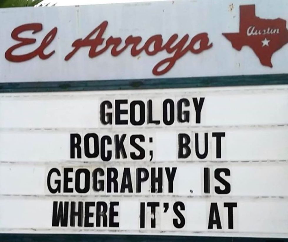 Texas restaurant's signs have people around the country chuckling ...