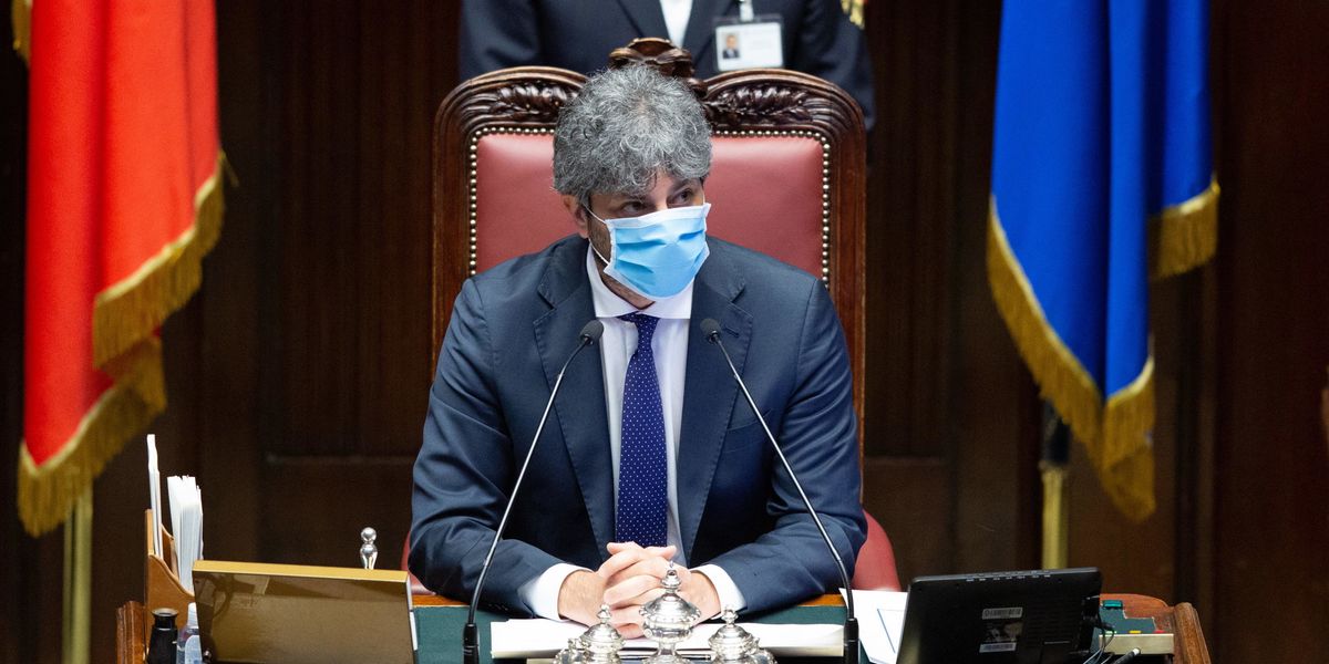 A demolire le Regioni ci si mette pure il «super partes» Fico - La Verità