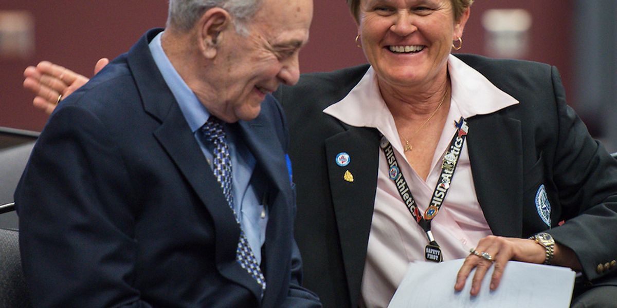 HISD's Tusa the trailblazer passes at 94 - VYPE