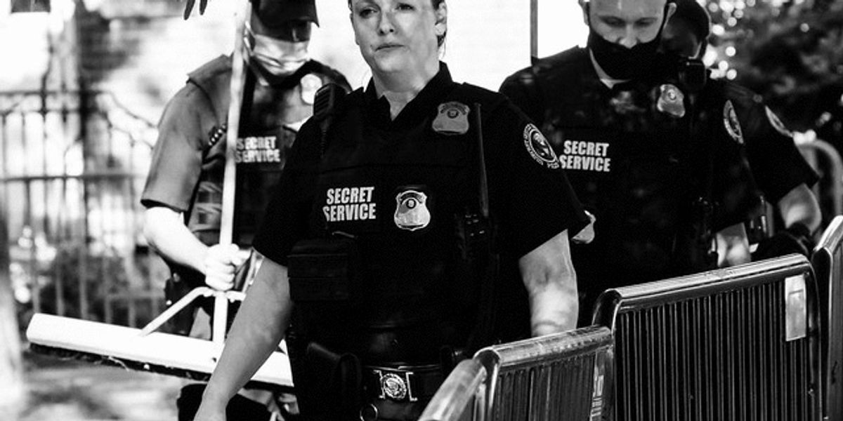 Watch Washington Post Video Timeline Of Police Assault On Lafayette ...