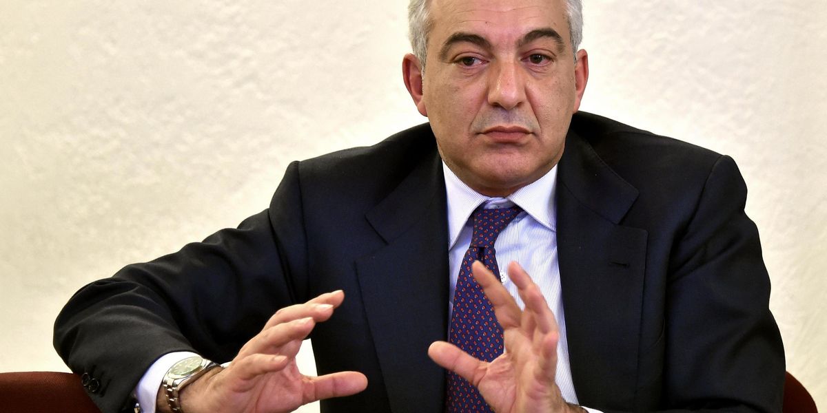 Arcuri mascherina pendula esaurisce gli aiuti alle imprese in 1 secondo ...