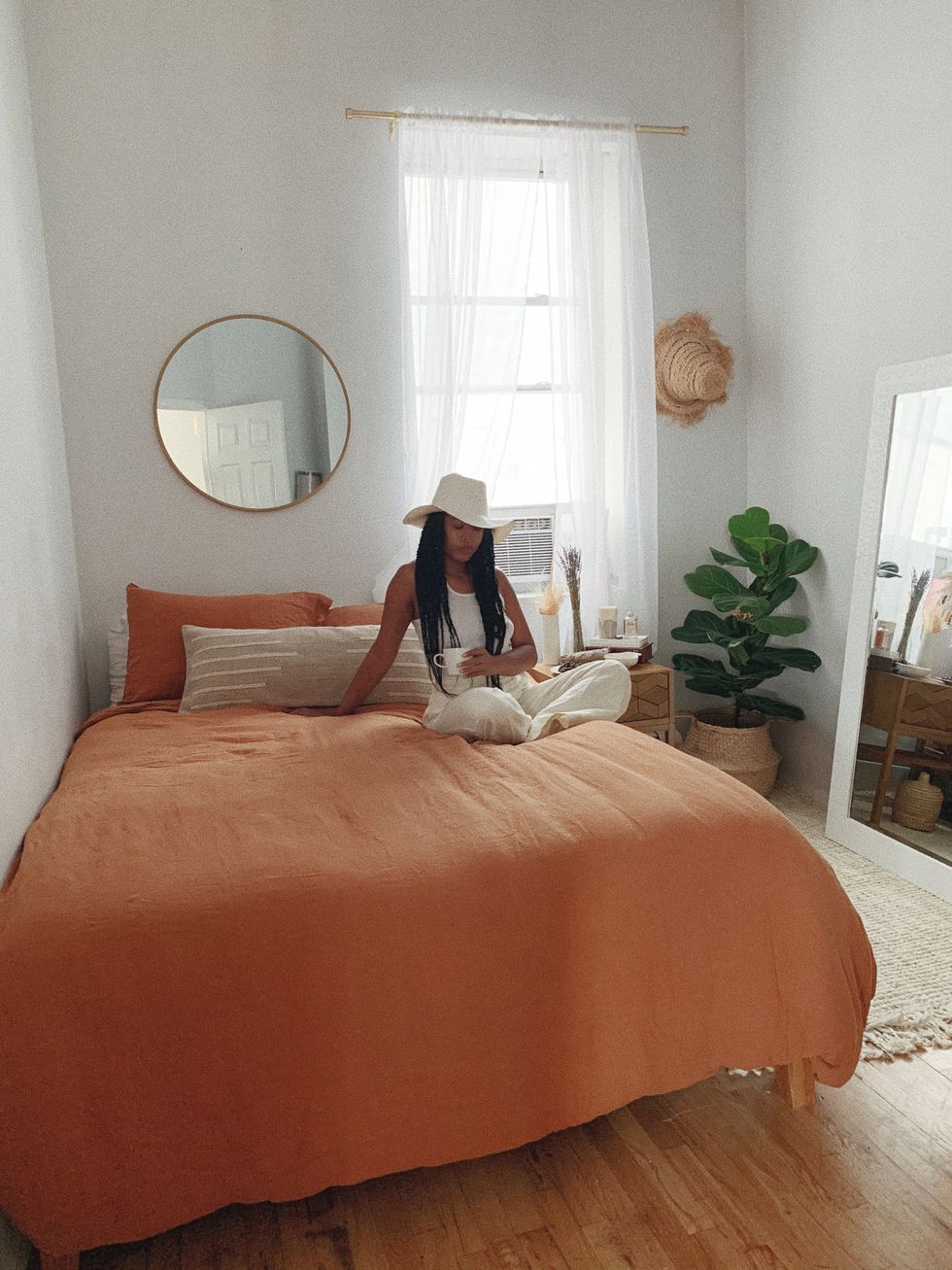 Living Alone Guide: 5 Women Give Tips, Advice - xoNecole