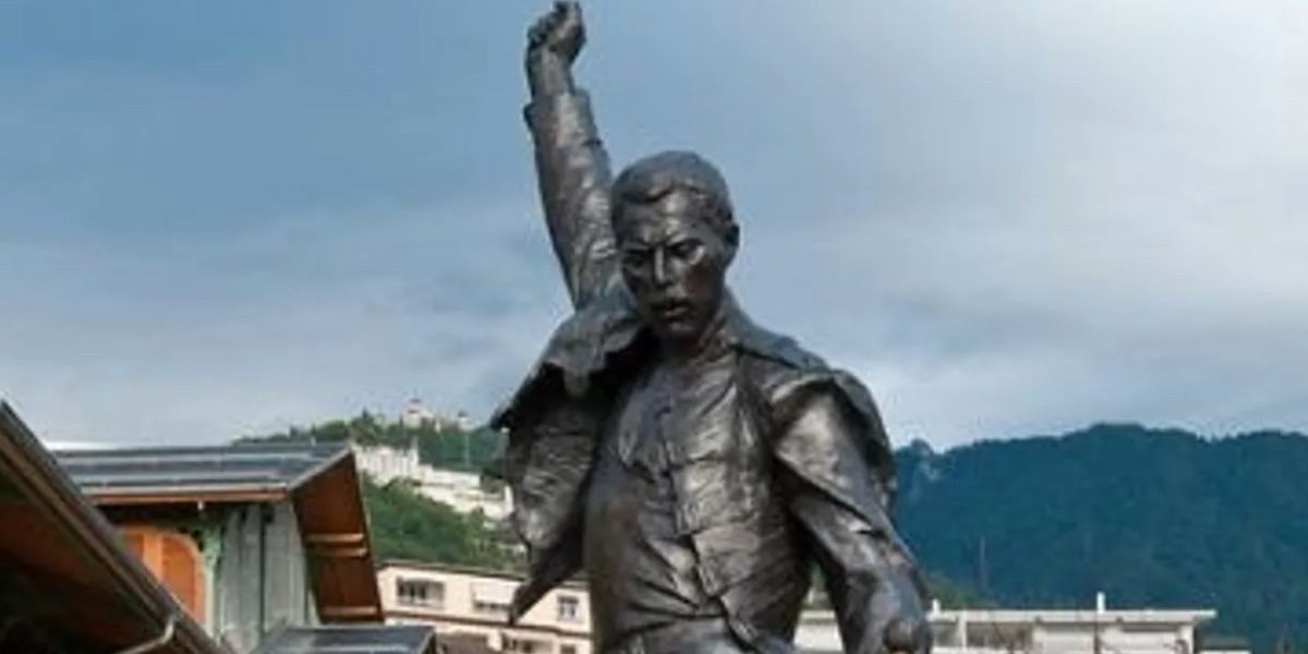 Here are 15 statues that we can all agree should stay up - Upworthy
