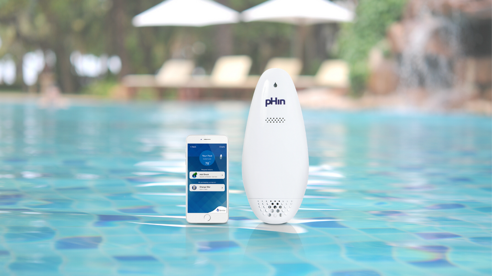 pHin Smart Water Monitor for pools and hot tubs review - Gearbrain