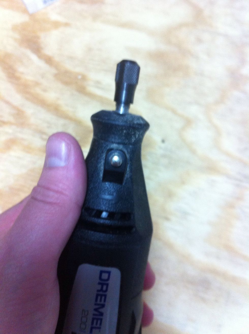 How to use a dremel tool attachment - B+C Guides