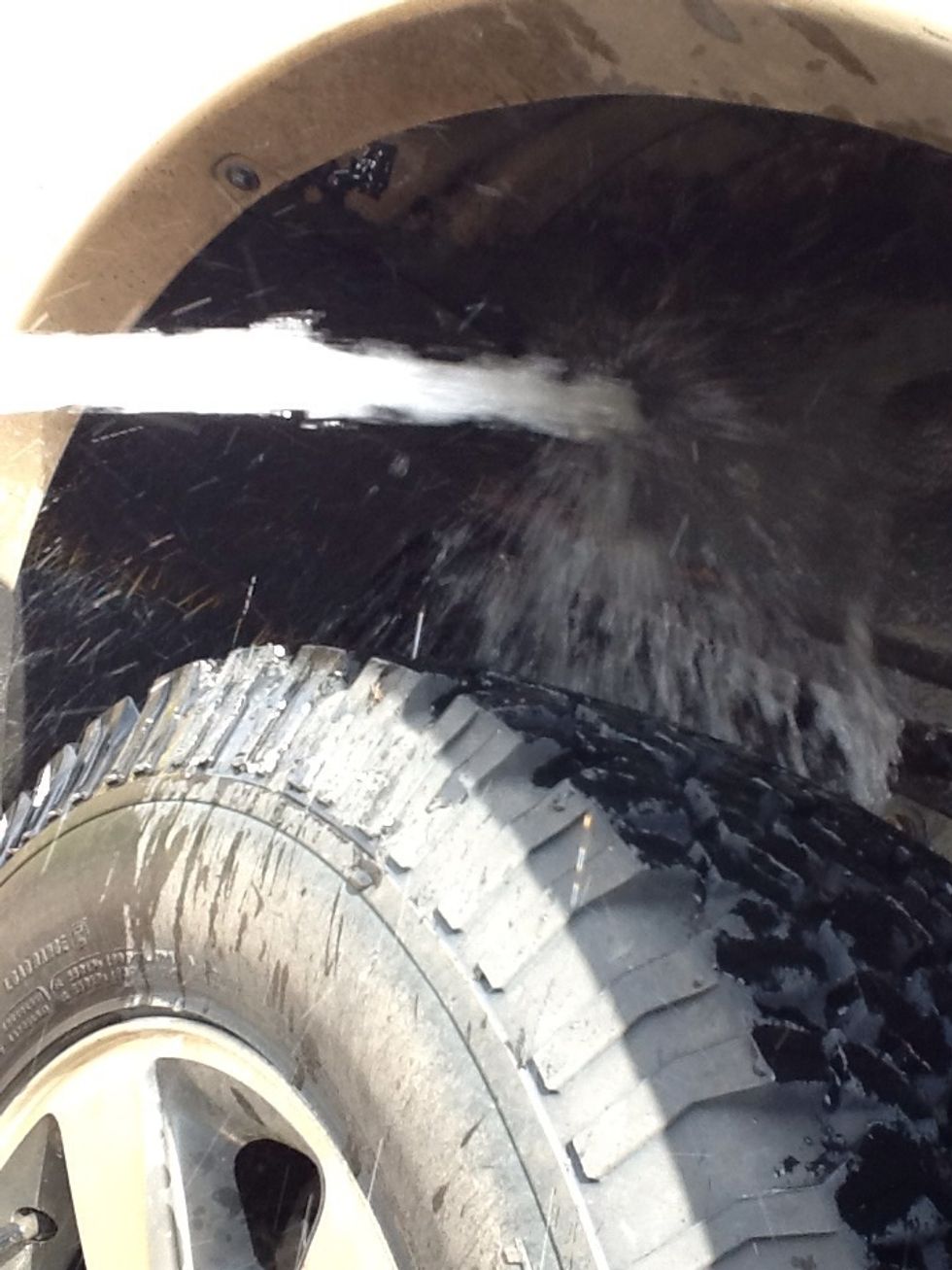 How to wash a vehicle - B+C Guides