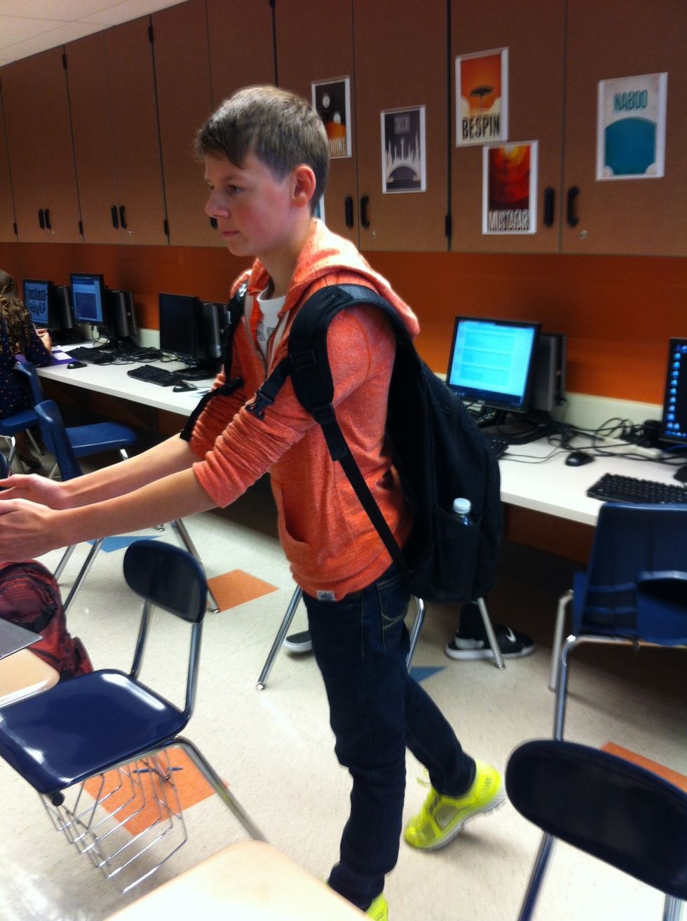 How to take off backpack - B+C Guides