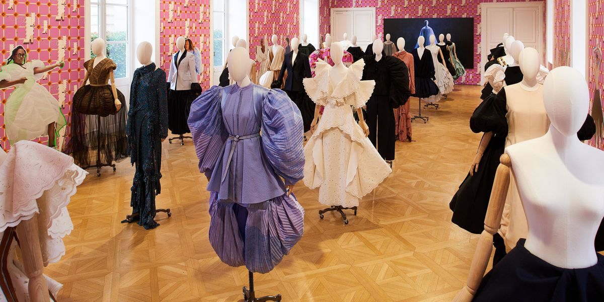 Jonathan Anderson Walks Through Loewe's "Show-on-the-Wall" - PAPER Magazine