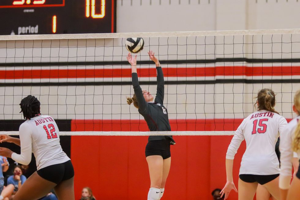 VYPE U Behind The Lens: George Ranch Volleyball - VYPE