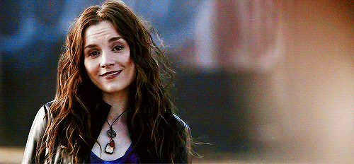 11 Of The Best Female Characters On "Supernatural"