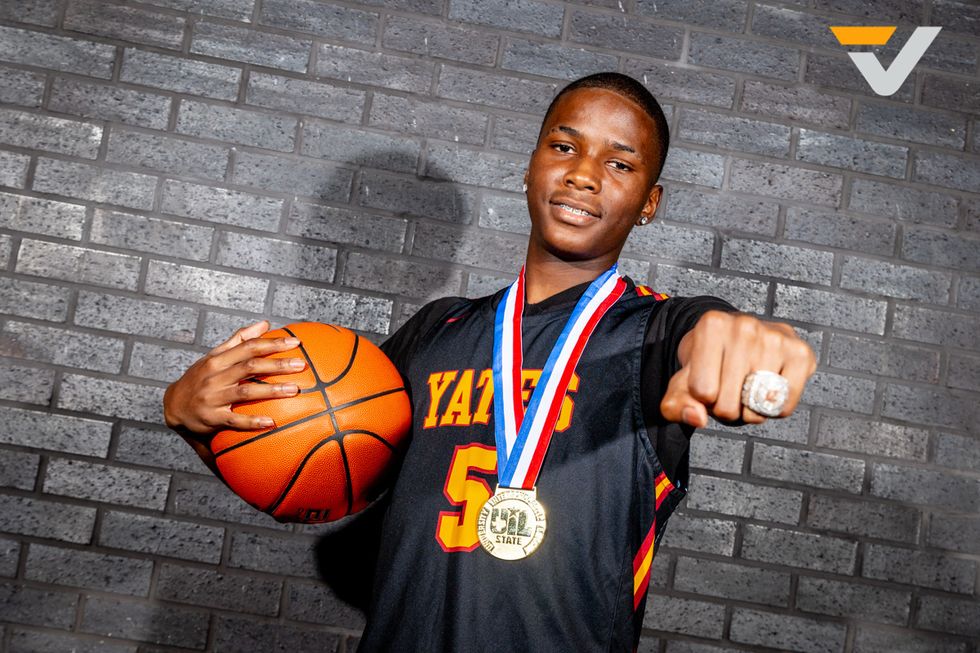 What's Inside: VYPE Houston 2020-2021 Basketball Preview Magazine - VYPE