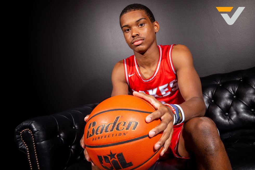 What's Inside: VYPE Houston 2020-2021 Basketball Preview Magazine - VYPE