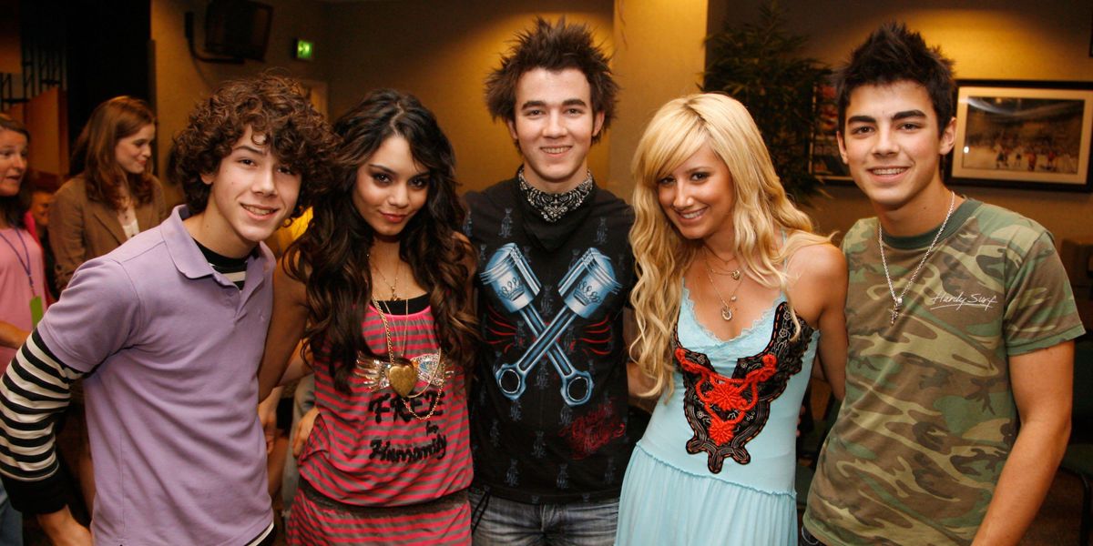 Radio Disney to Go Off the Air in 2021 - PAPER Magazine