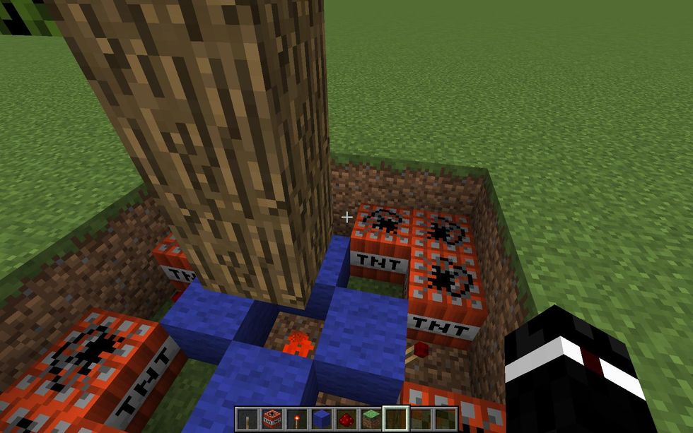 How to make a exploding tree in minecraft! - B+C Guides