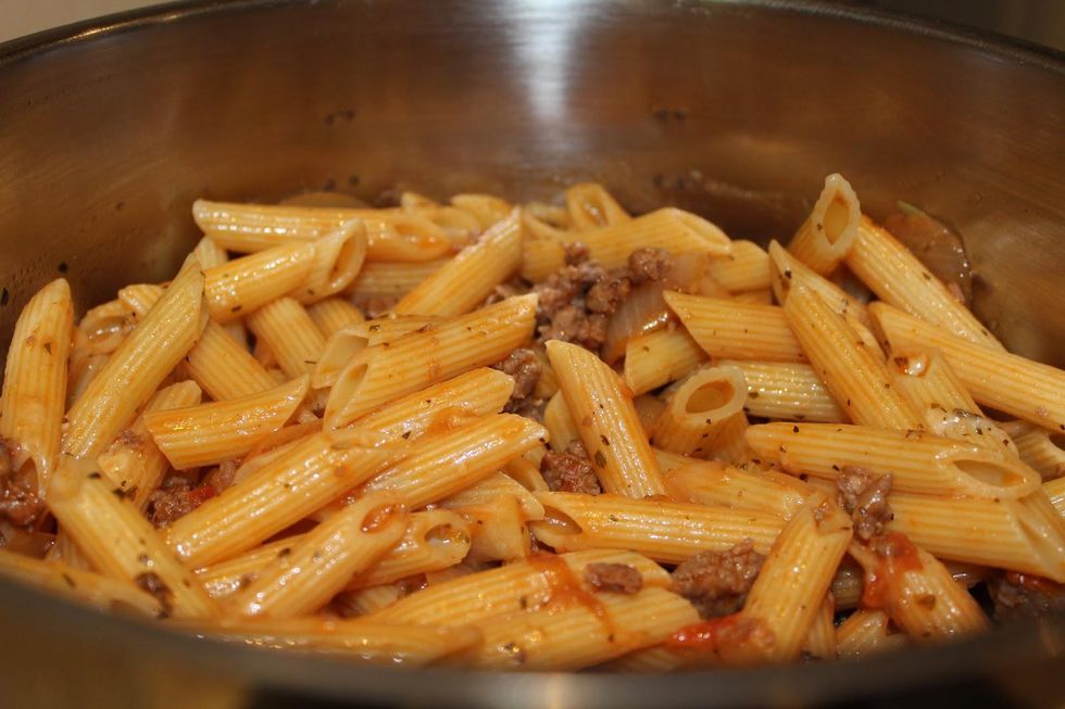 How to make macarroni bolognese - B+C Guides