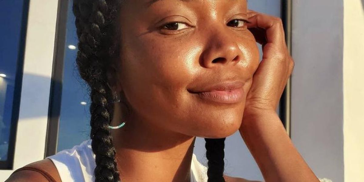 Gabrielle then plays a little R&B to wine down. - xoNecole