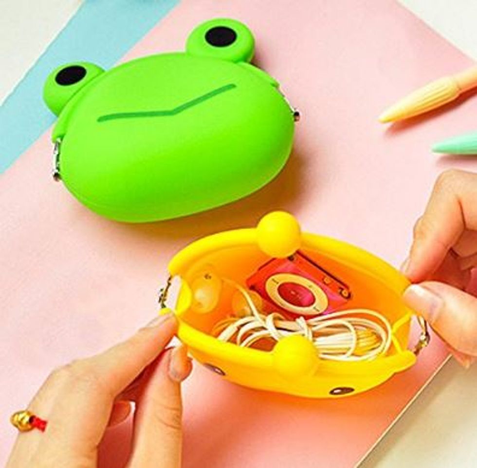 Here's a List of 27 Cute, Cheap, and Useful Gadgets | 22 Words