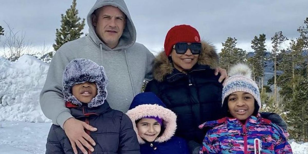 Monyetta Shaw Shows Us How To ‘Keep It Classy’ With Her New Book On Co ...