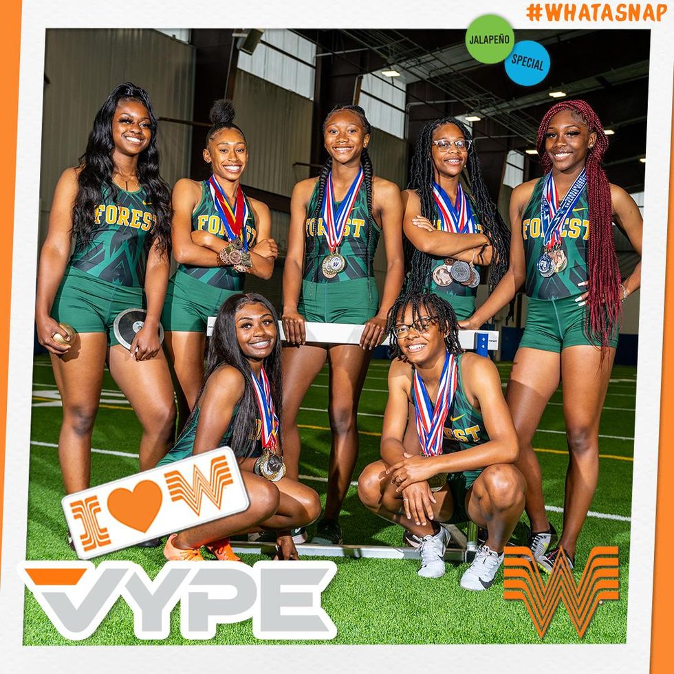 PHOTO GALLERY: Houston Track & Field Photoshoot #Whatasnap - VYPE