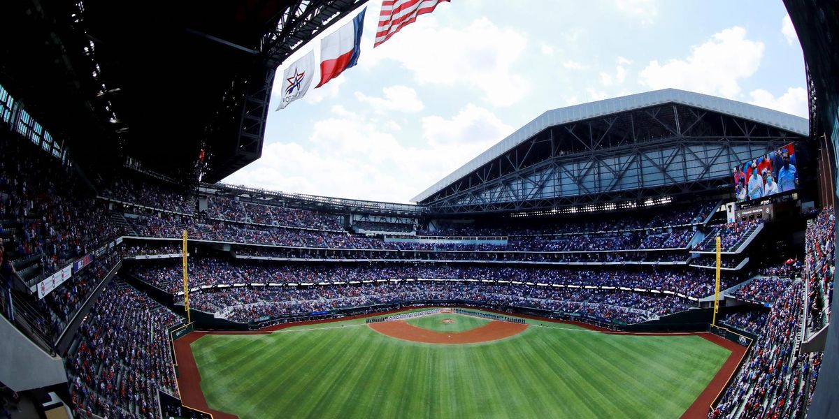 Texas Rangers stadium opens up at full capacity amid pandemic — and ...