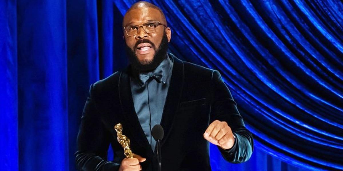 'I refuse to hate a police officer': Tyler Perry's challenging speech ...