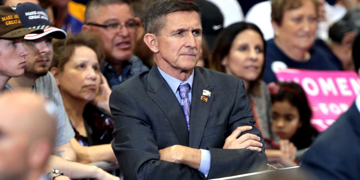 Video Michael Flynn Forgets How To Say The Pledge Of Allegiance