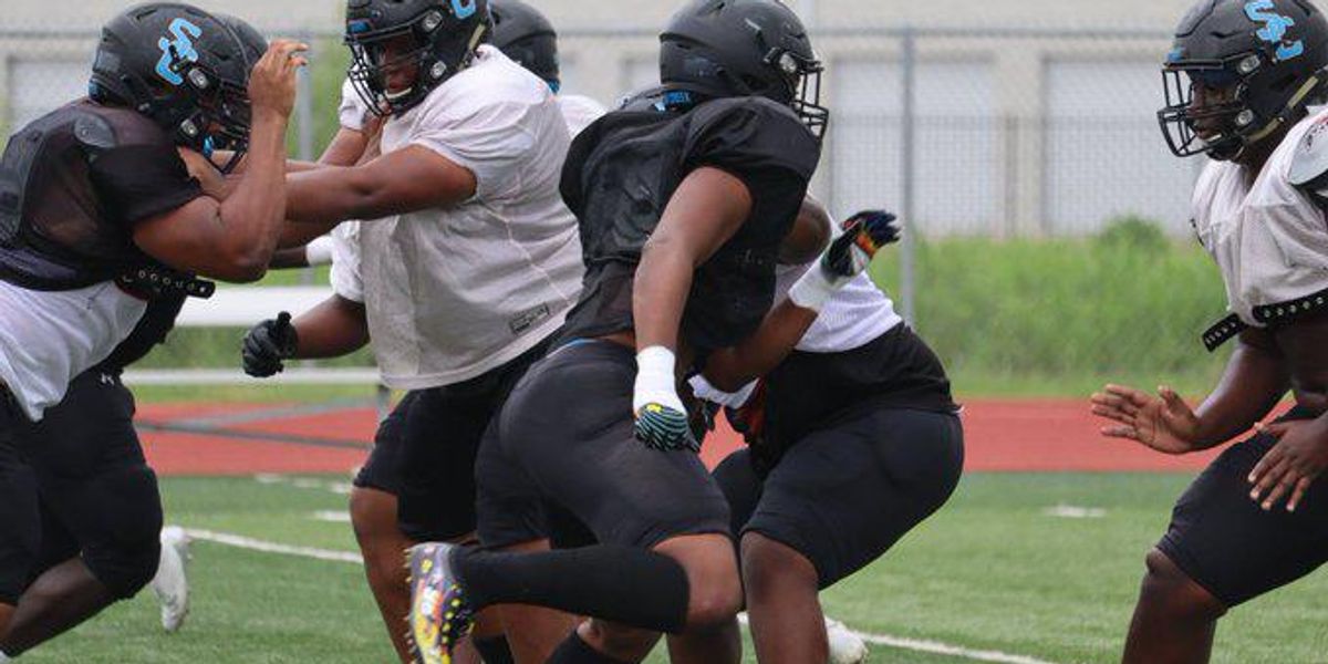 RECRUITING: Shadow Creek freshman DE Zion Taylor picks up UH offer ...