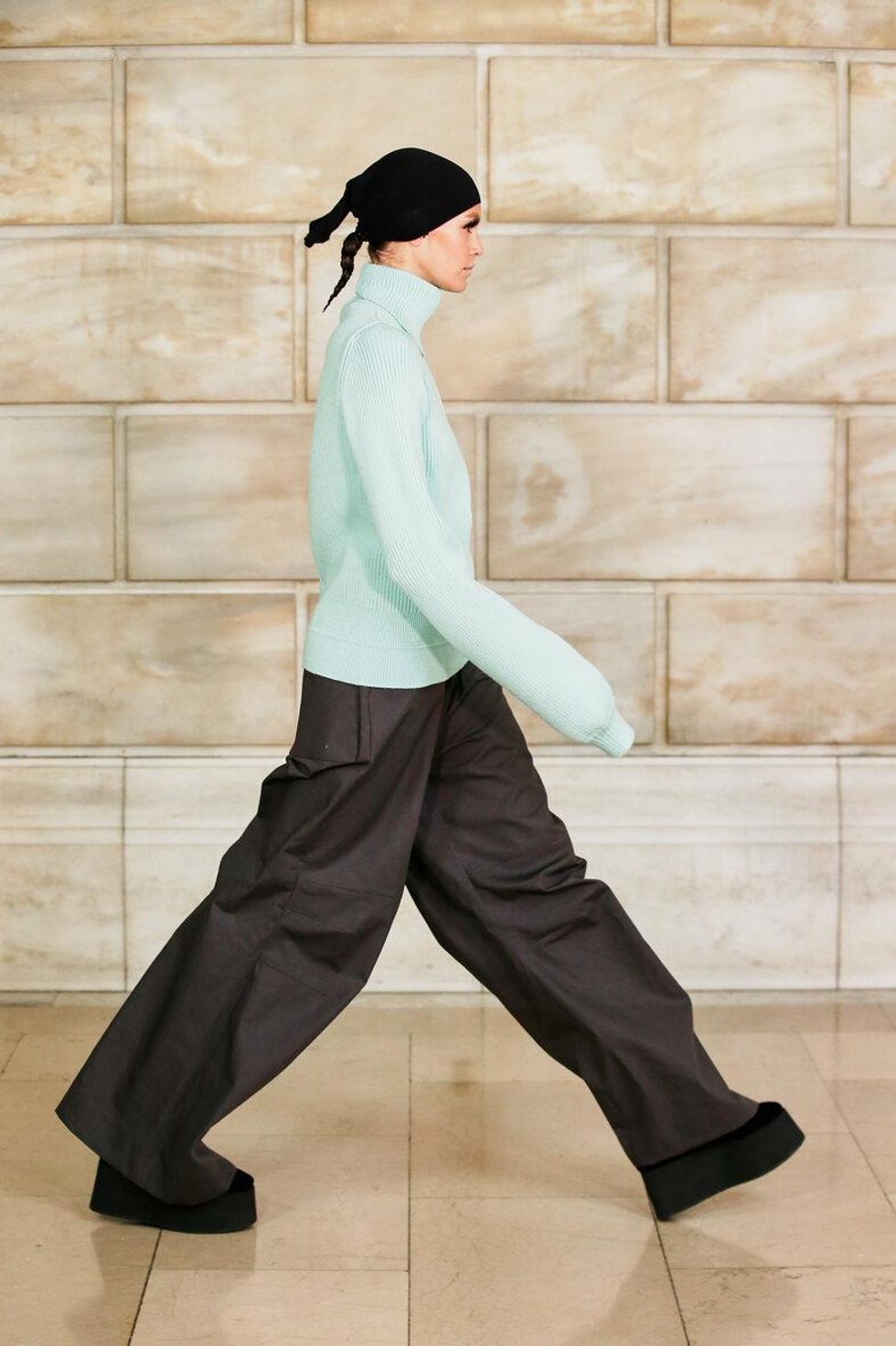 Marc Jacobs Returns to the Runway With Fall 2021 Show - PAPER Magazine
