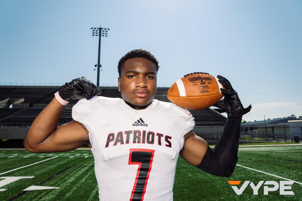 THE PLAYBOOK: Goose Creek Memorial Football - VYPE