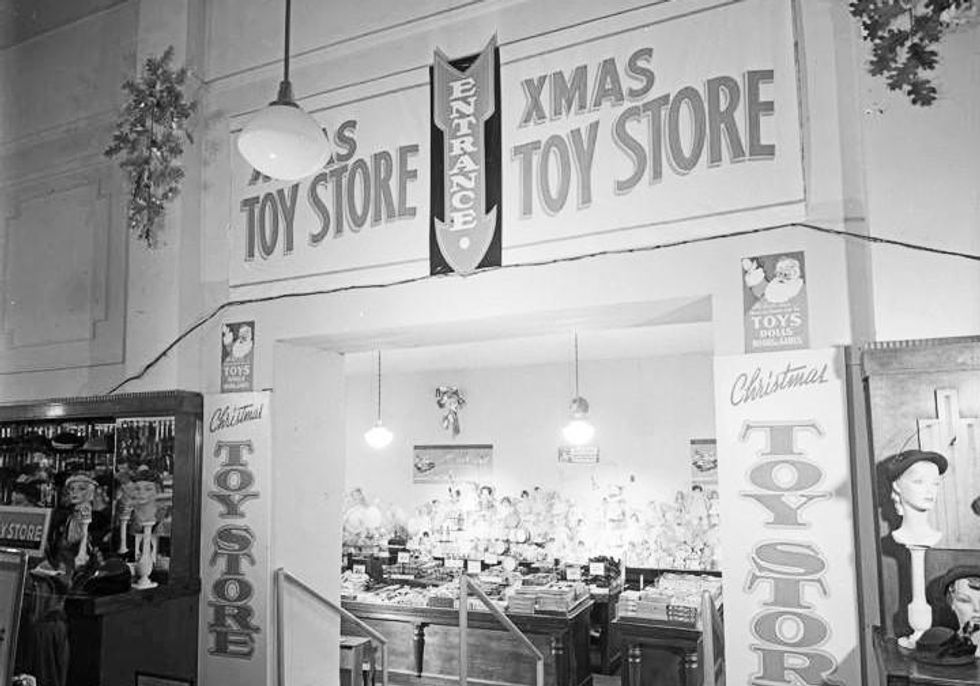 Things that remind you of Christmas in the 1970s - It's a Southern Thing
