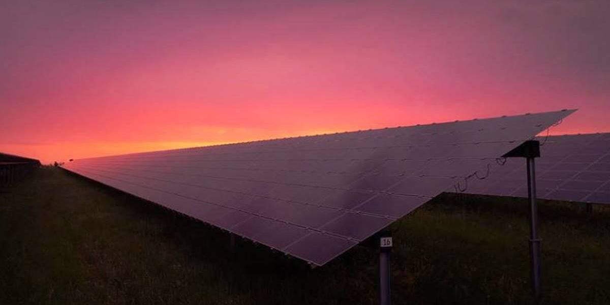 Standford researchers invent solar panels that work at night - Upworthy