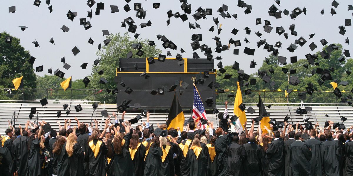 30 of the most Southern things to happen at a graduation ceremony - It ...