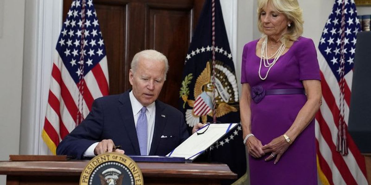 As Biden Scandals Fizzle, Trump Family Grifting Still Sizzles ...