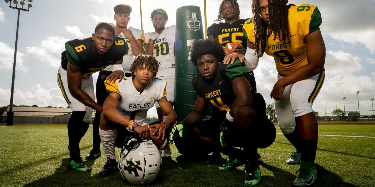 Inside the Program: Klein Forest Football - VYPE