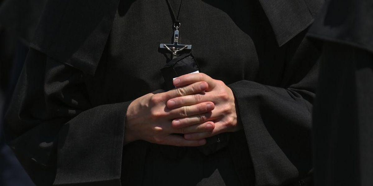 A less-religious America – 76% drop in nun population, church ...