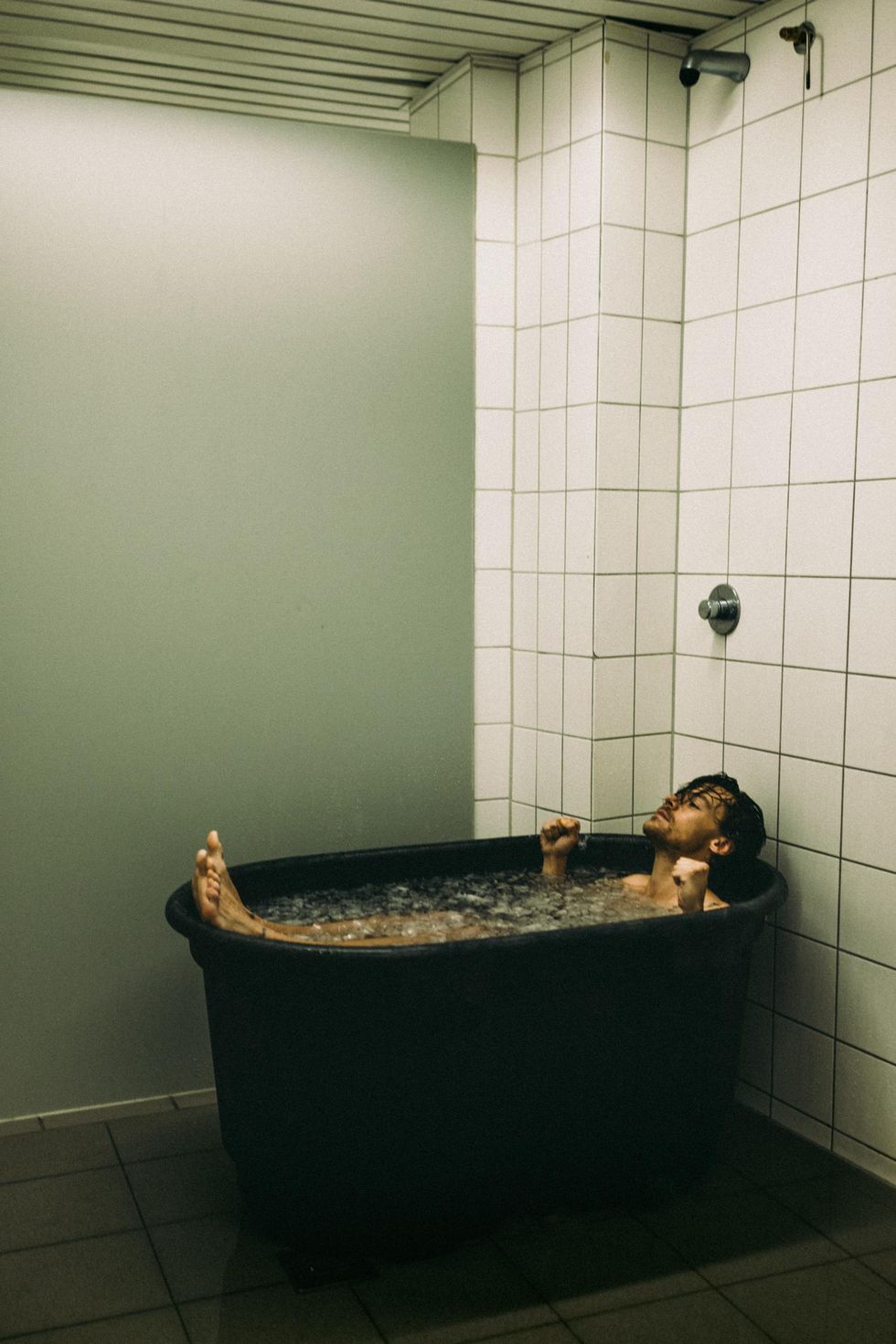 Meet Anthony Pham, Harry Styles' Favorite Tour Photographer - PAPER ...