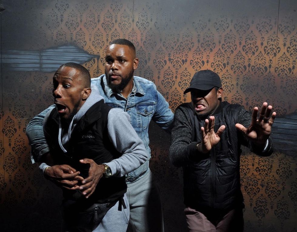 Haunted house's hidden camera makes terror look hilarious - Upworthy