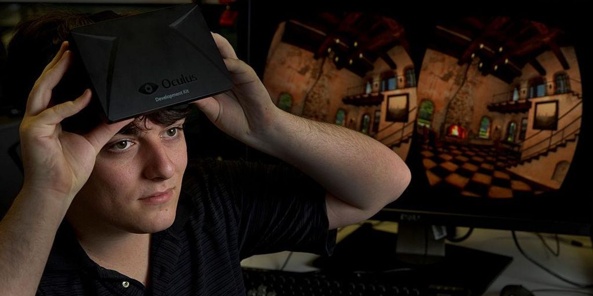 Oculus Rift creator debuts VR headset that blows users' brains out if ...