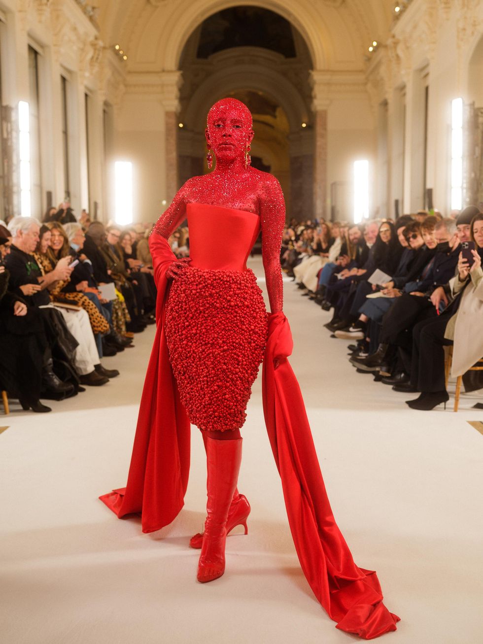 Doja Cat's Red Schiaparelli Look Contains 30,000 Crystals - PAPER Magazine